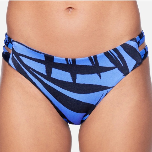 Hurley | Swim | Nwt Hurley Max Mystic Leaves Moderate Bikini Bottom | Poshmark